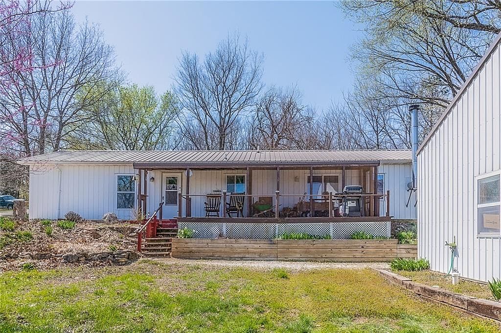 308 E Elm St, Centerville, KS 66014 | Zillow