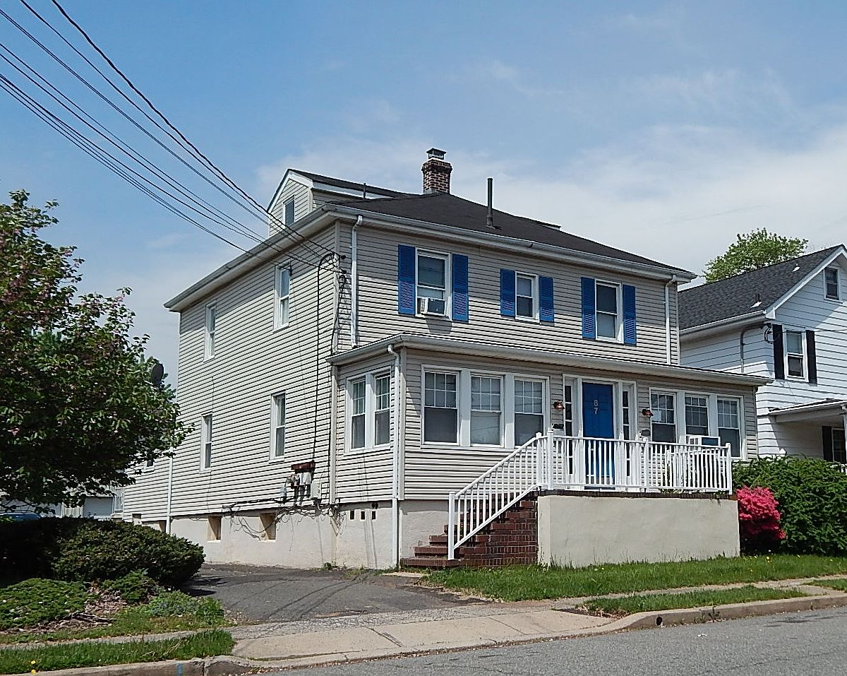87 Thompson St, Raritan, NJ 08869 | Zillow