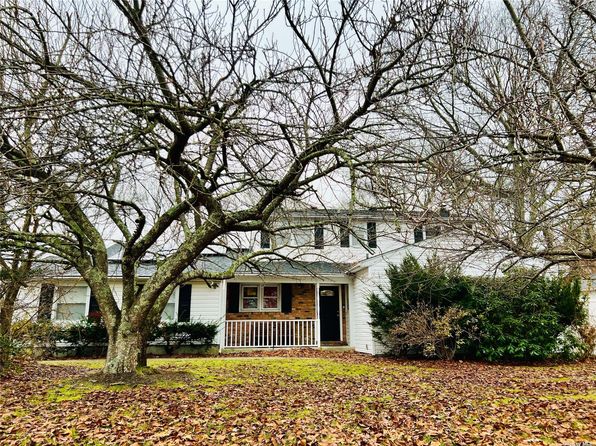 Coram NY Single Family Homes For Sale - 31 Homes | Zillow