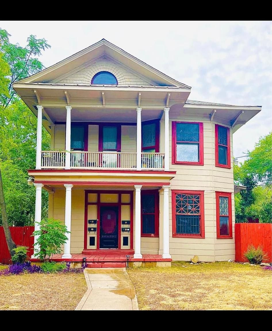 216 W Mistletoe Ave Unit 1, San Antonio, TX 78212 | Zillow