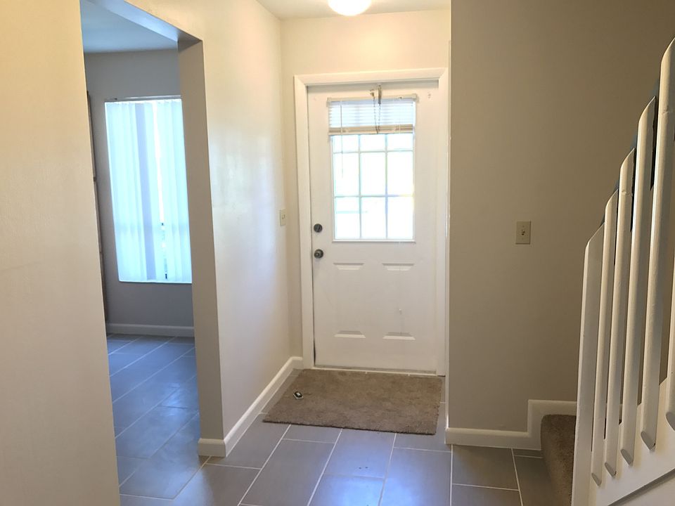 799 Hill Dr APT B, West Palm Beach, FL 33415 | Zillow