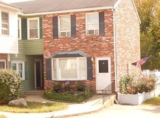 115 Moore St APT 5, Lowell, MA 01852 | Zillow