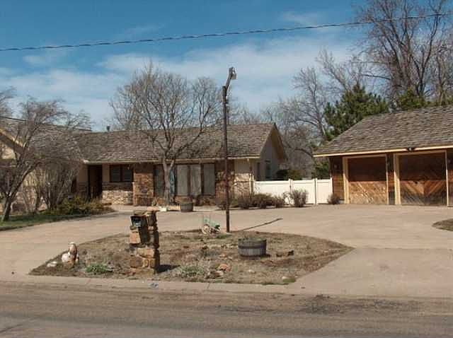 420 W 3rd St, Kinsley, KS 67547 | Zillow