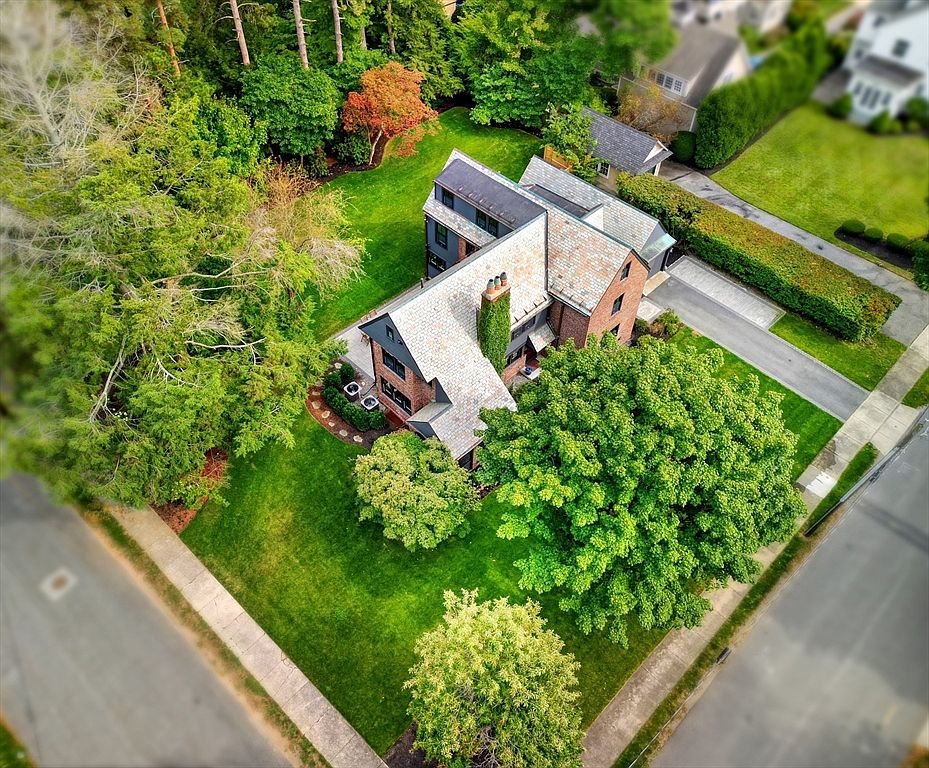 27 Cabot St, Winchester, MA 01890 | Zillow