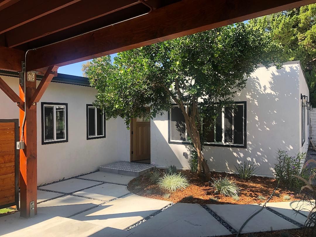 5020 Castle Rd, La Canada Flintridge, CA 91011 | Zillow