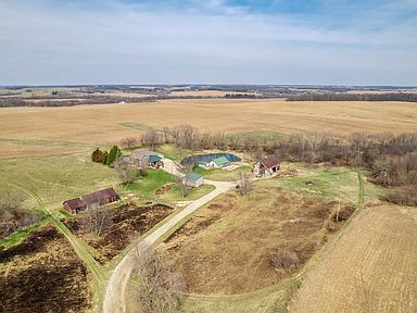 10760 E Rock Grove Rd, Davis, IL 61019 | Zillow