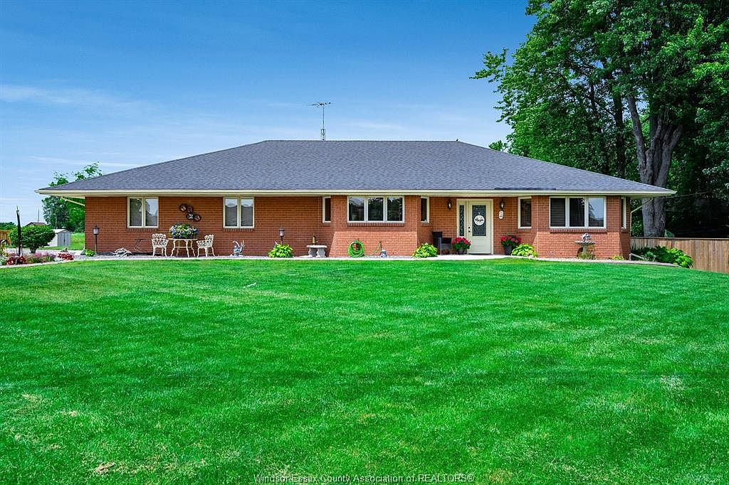 1462 County Road 22, Lakeshore, ON N8L 0H9 | MLS #26004273 | Zillow