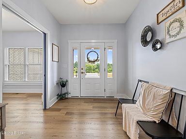 1700 Meremont Ridge Rd, Louisville, KY 40245 | Zillow