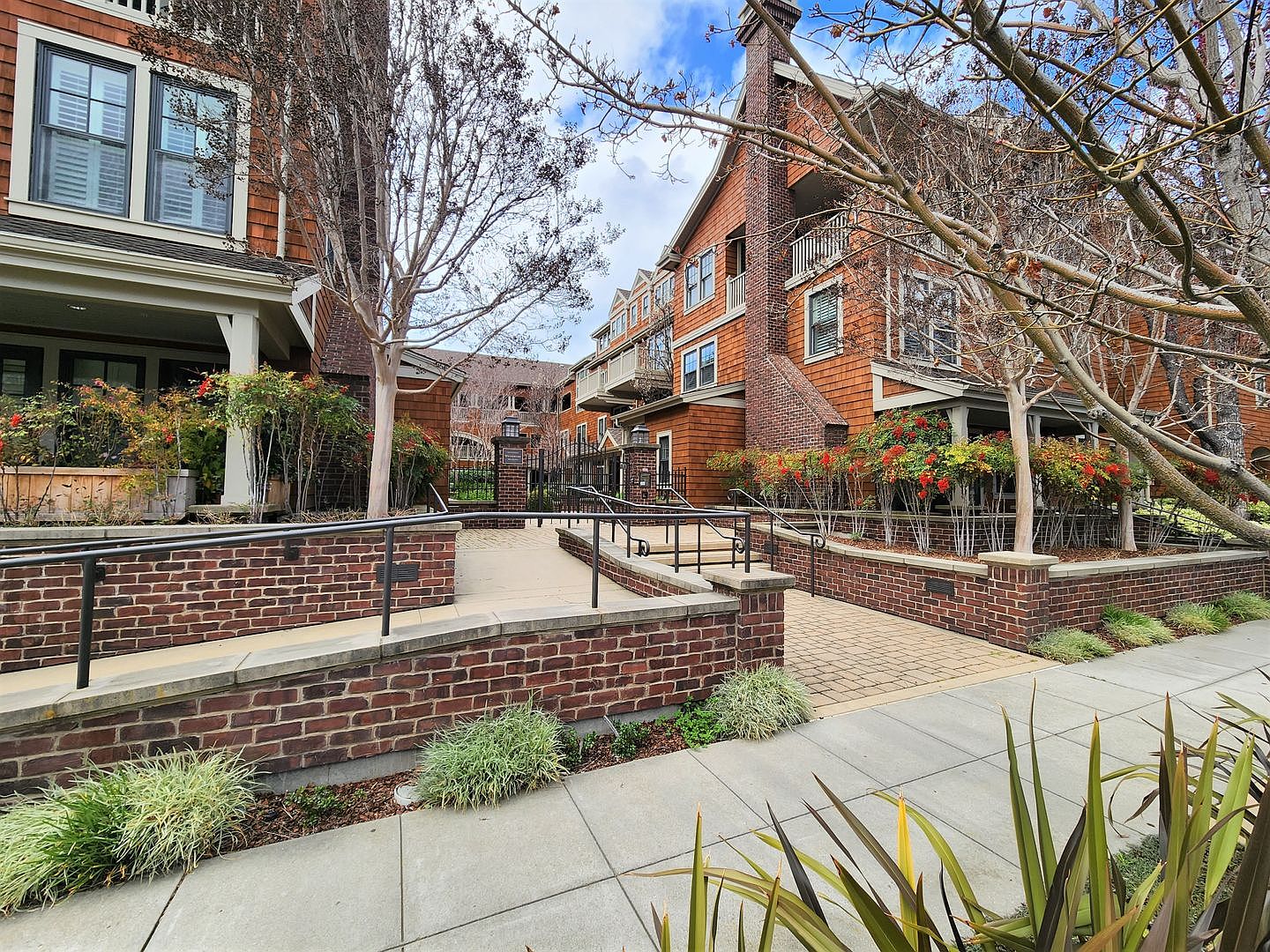 325 Channing Ave APT 313, Palo Alto, CA 94301 | Zillow