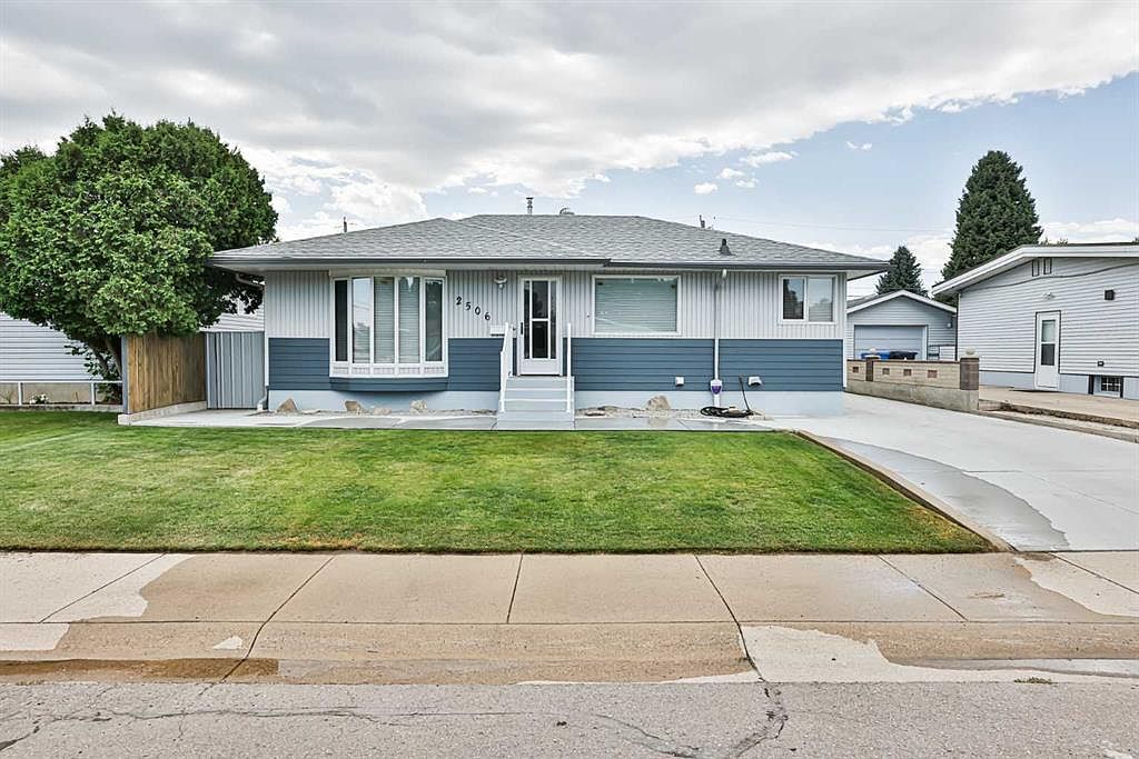 2506 7a Ave N, Lethbridge, AB T1H 1A2 | MLS #A2067442 | Zillow