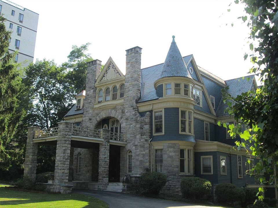 154 Academy St APT 2, Poughkeepsie, NY 12601 | Zillow