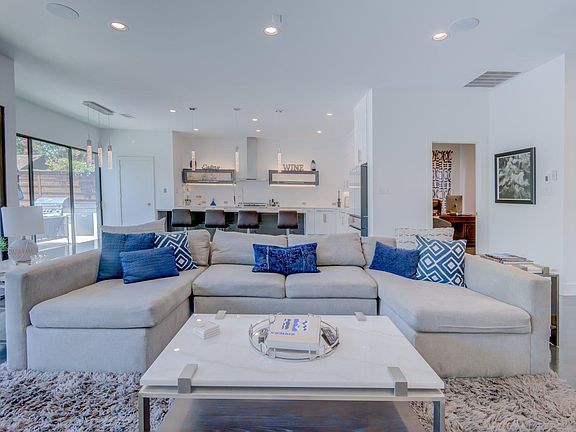 5017 Milam St, Dallas, TX 75206 | Zillow