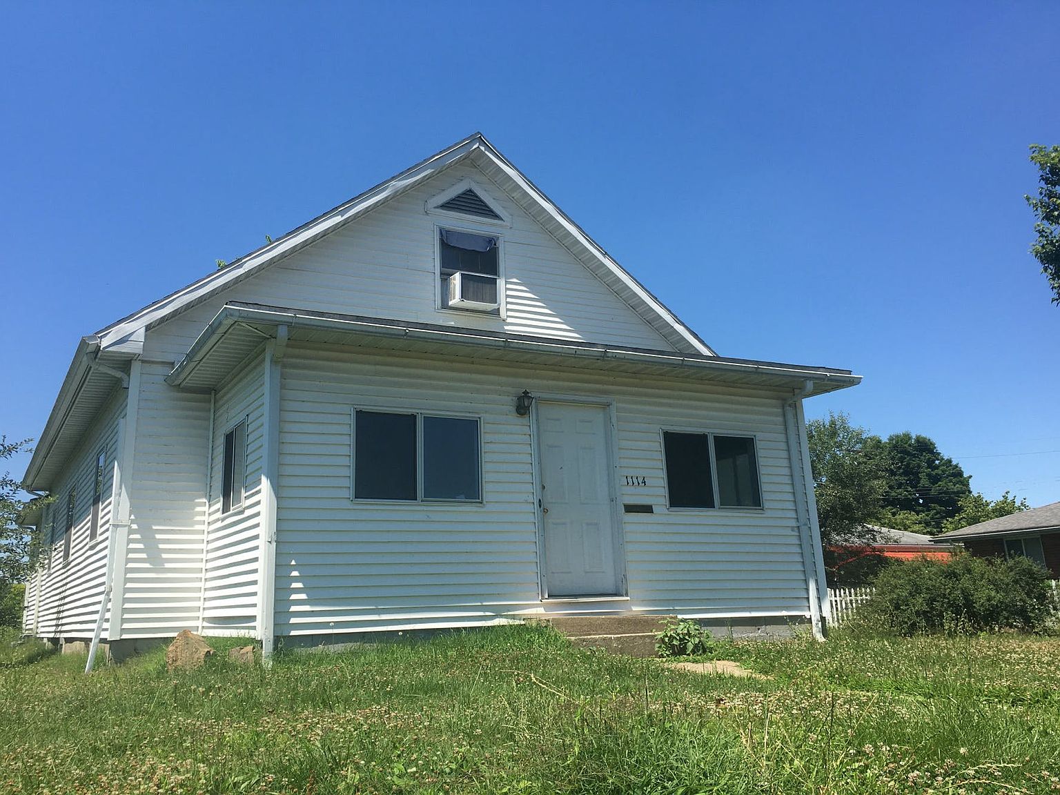 1114 Henrietta St, Ravenswood, WV 26164 | Zillow