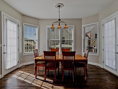 3137 Parc Ridge Ln, Saint Louis, MO 63139 | Zillow