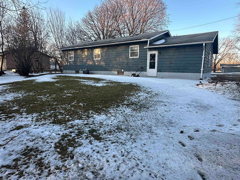 332 Saint James Ave, Wallingford, IA 51365 | Zillow