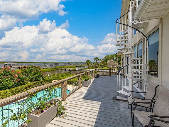 104 Talahi Island Ln, Brunswick, GA 31520 | Zillow
