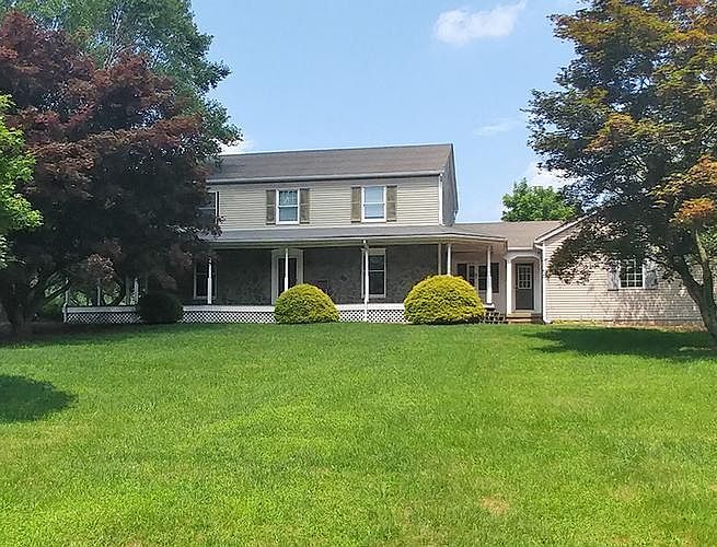 7 Springdale Rd, Hackettstown, NJ 07840 | Zillow