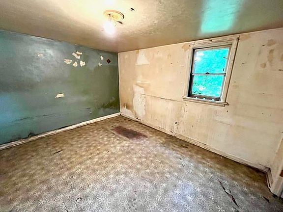 1628 Hayes Ave, Meeteetse, WY 82433 | MLS #10020147 | Zillow