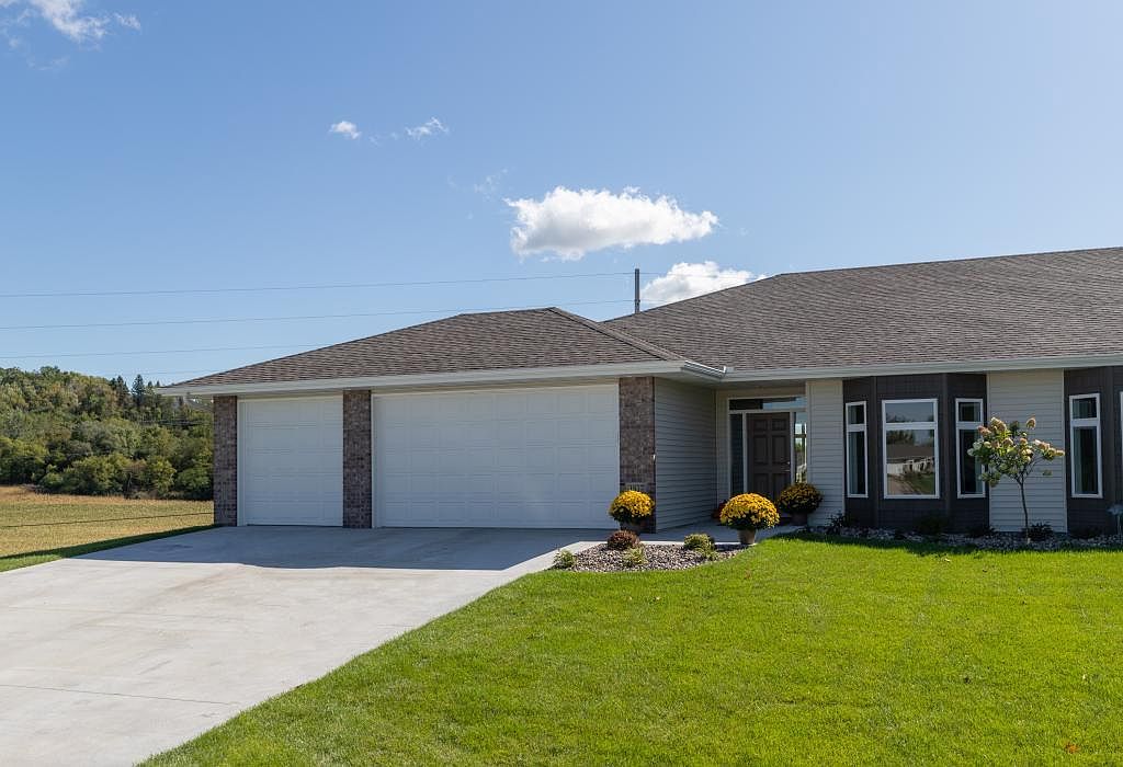 1817 Alder Ln NW, Rochester, MN 55901 | Zillow