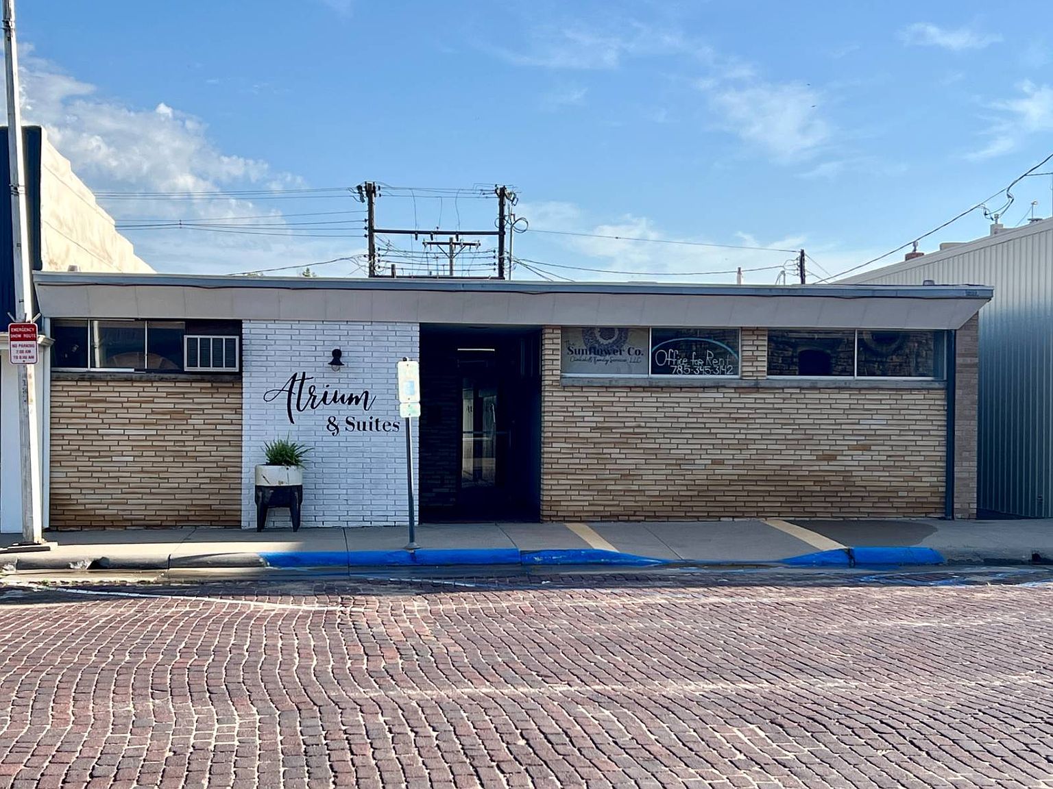 112 W Main St, Beloit, KS 67420 | Zillow