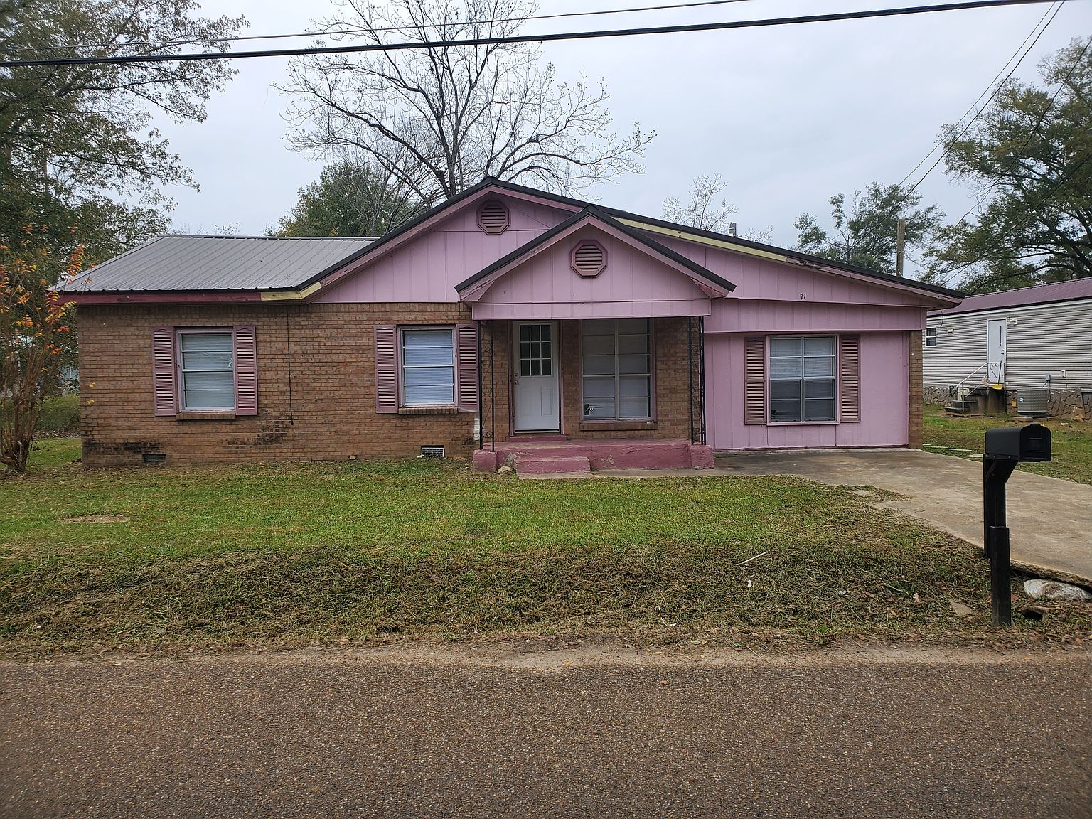 71 Sgt Kevin Gatson Ave, Durant, MS 39063 | Zillow