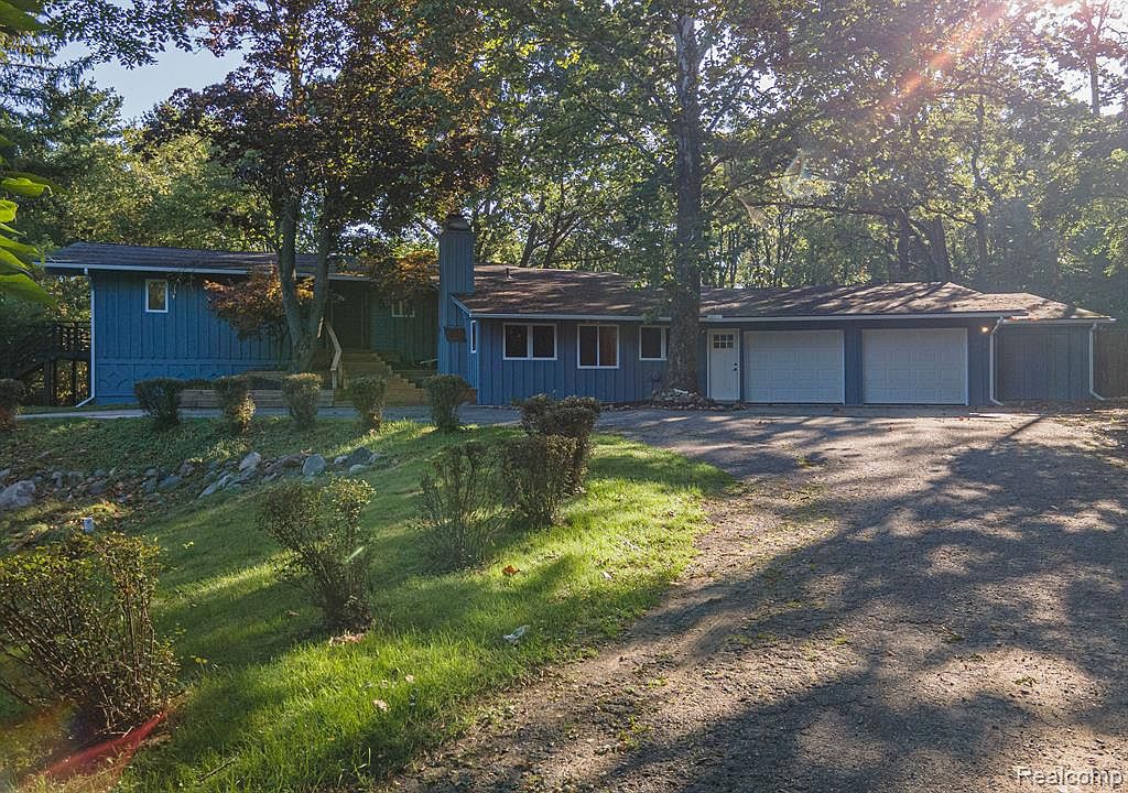 2558 N Maple Rd, Ann Arbor, MI 48103 | MLS #20230080395 | Zillow