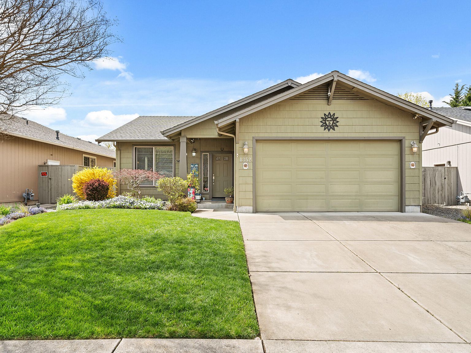 1352 Kyle St, Medford, OR 97501 | Zillow
