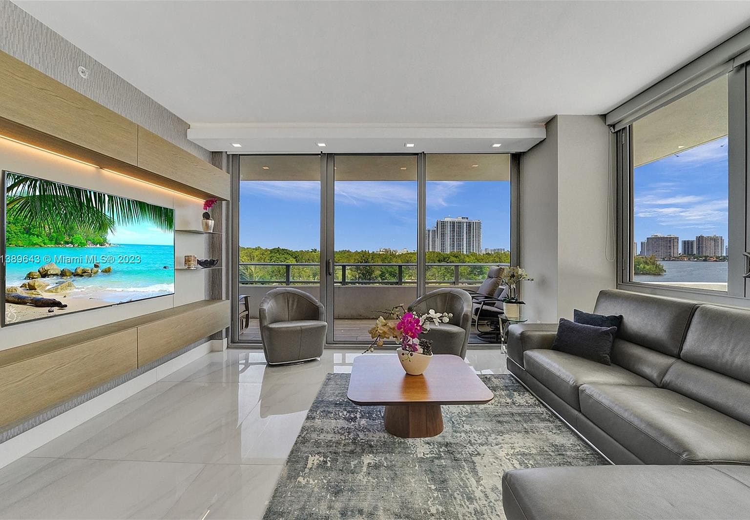 16385 NE Biscayne Blvd #307-2PARKI, North Miami Beach, FL 33160 | MLS # ...