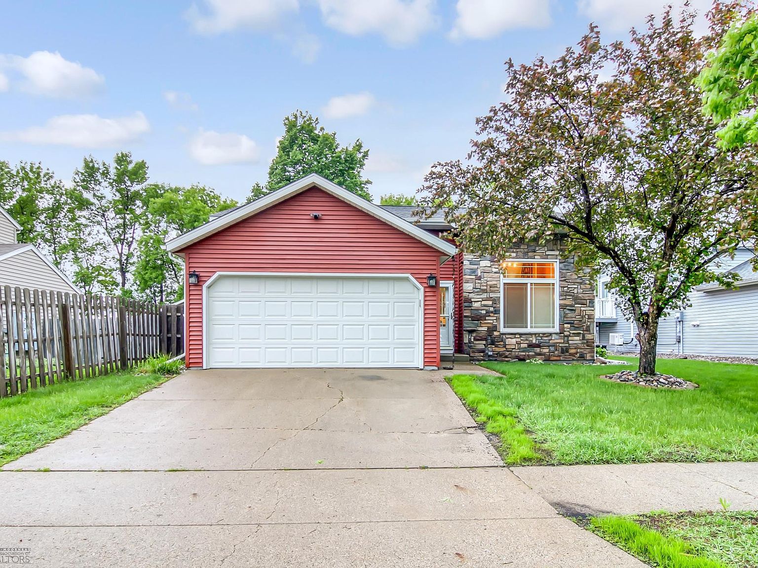 3726 10th St N, Fargo, ND 58102 | Zillow