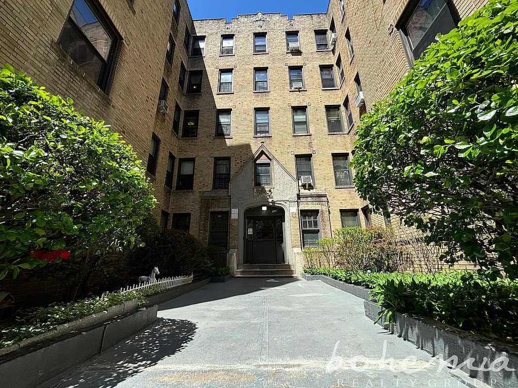 15 Jacobus Place #1K in Marble Hill, Manhattan | StreetEasy