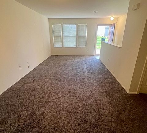 623 Lydia Ln, Pontiac, MI 48341 | Zillow