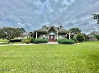 183 Shore Crest Cir, Carriere, MS 39426 | Zillow
