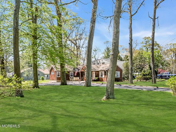 Oakhurst NJ Real Estate - Oakhurst NJ Homes For Sale | Zillow