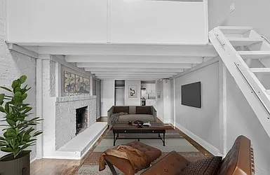 Fran Lebowitz Buys New Place in Chelsea for $3.1M | StreetEasy