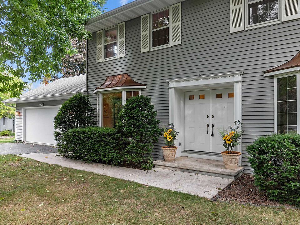 3792 Leonard Point Rd, Oshkosh, WI 54904 | MLS #50280886 | Zillow