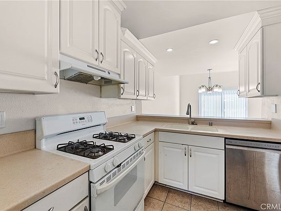 7120 Carlson Cir UNIT 264, Canoga Park, CA 91303 | Zillow