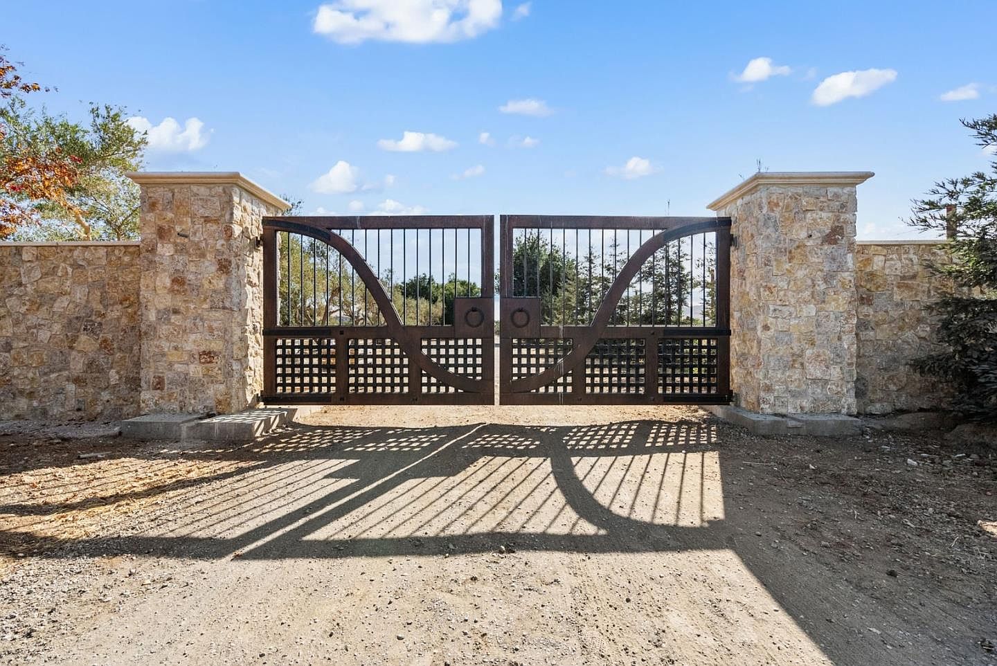 20210 Harry Rd, San Jose, CA 95120 | MLS #ML81926776 | Zillow