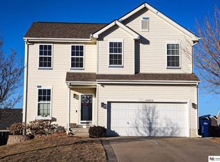 10634 Decatur St, Omaha, NE 68114 | MLS #11455893 | Zillow