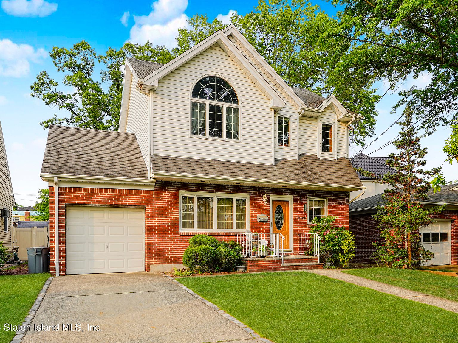 11 Rochelle St, Staten Island, NY 10304 | MLS #2503238 | Zillow