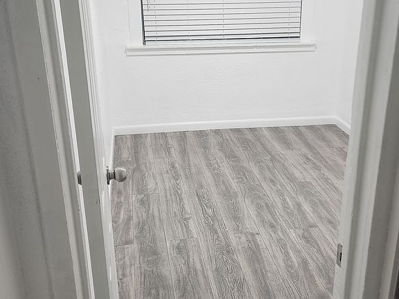 109 Oak St #2, Modesto, CA 95351 | Zillow