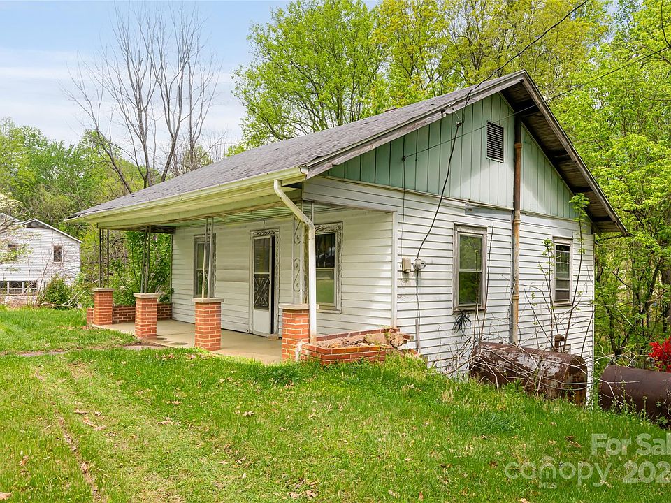 95 Grassy View Rd, Candler, NC 28715 | Zillow