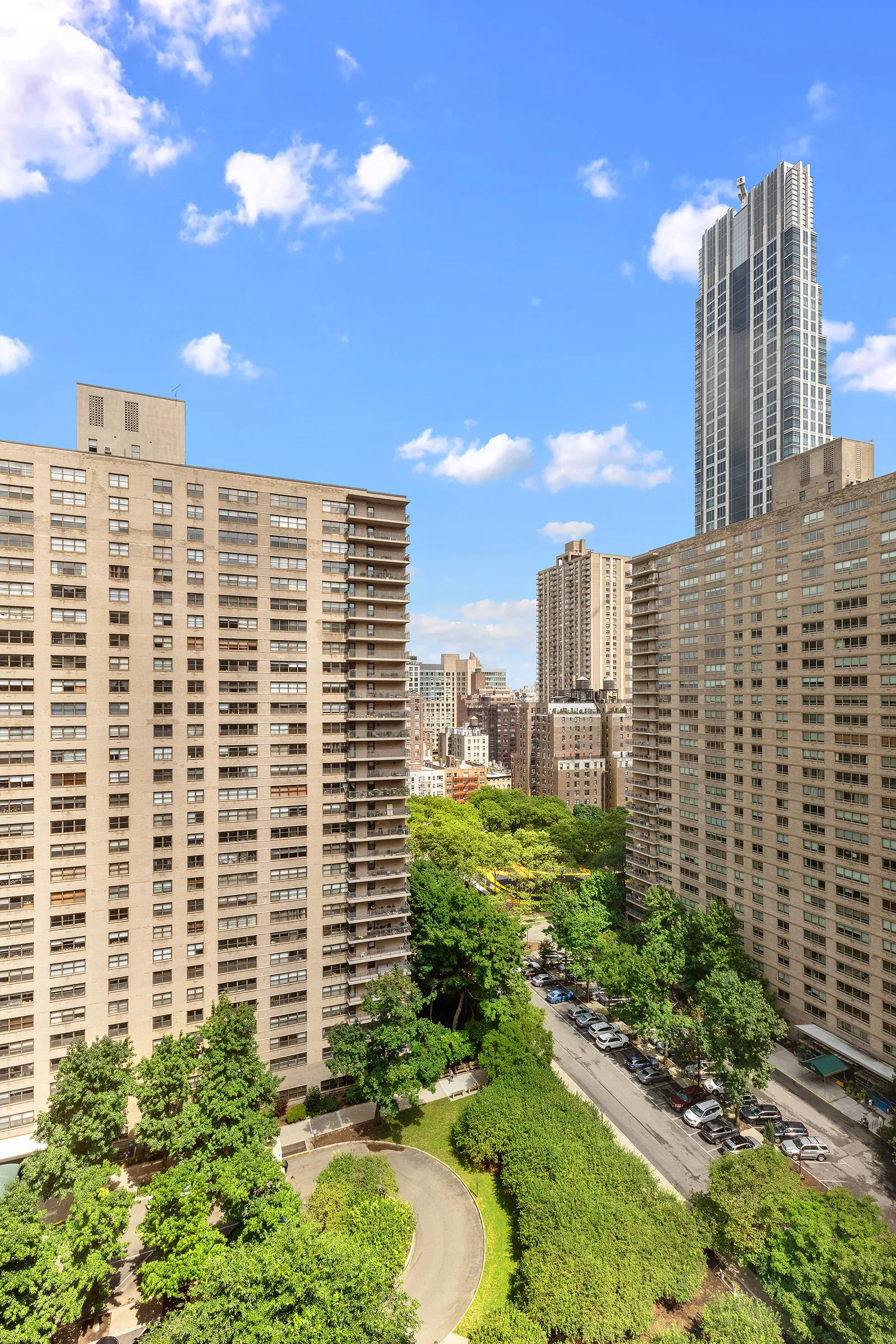 150 West End Avenue Wallpaper For Iphone