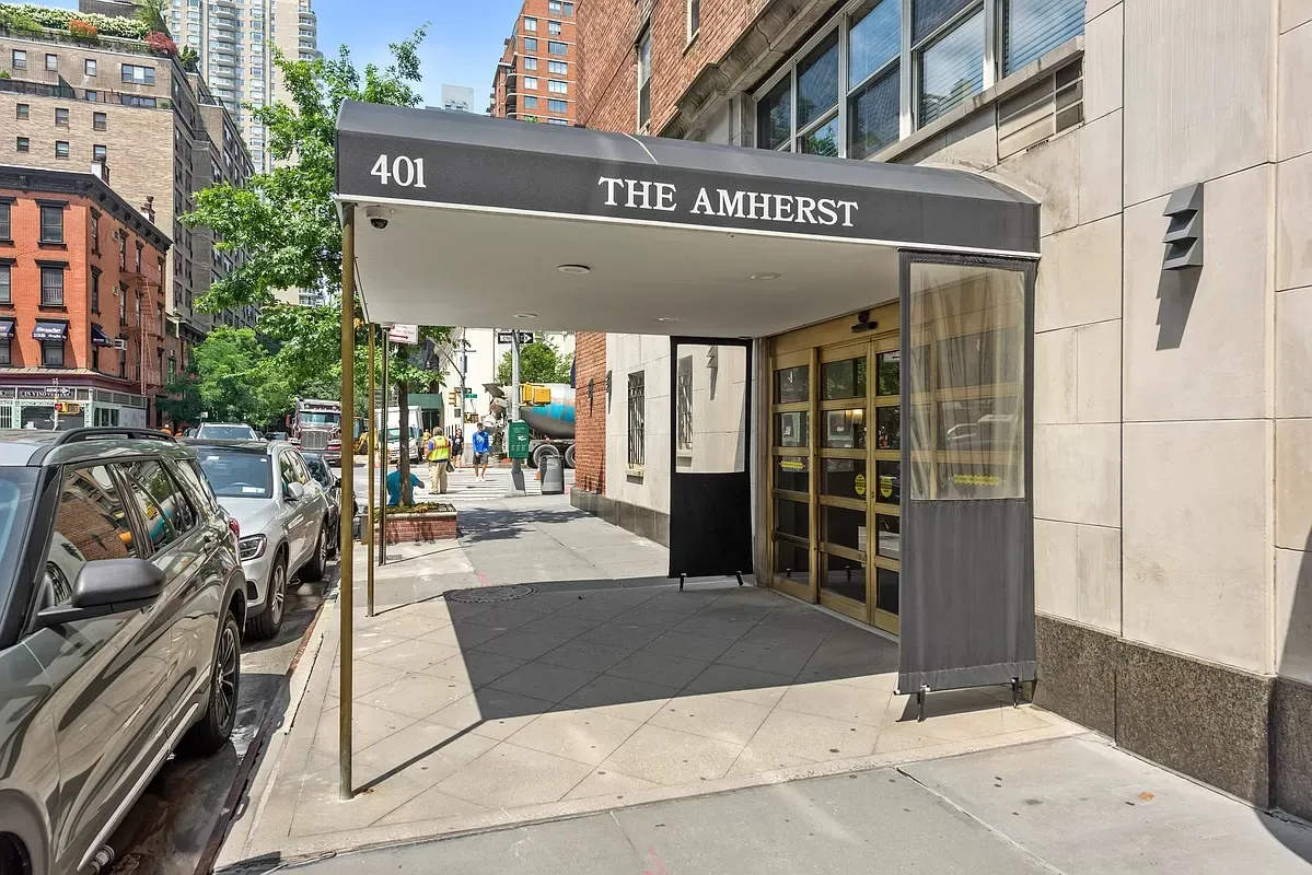 401 East 74th Street #2A in Lenox Hill, Manhattan | StreetEasy