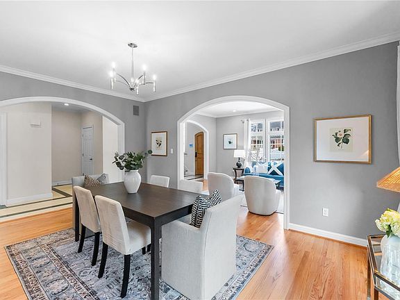 7396 Stratford Ave, Saint Louis, MO 63130 | Zillow