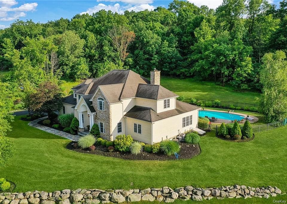 15 Trudy Drive, Campbell Hall, NY 10916 | Zillow