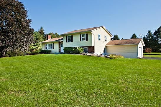 623 Hillside Lake Rd, Lagrangeville, NY 12590 | Zillow