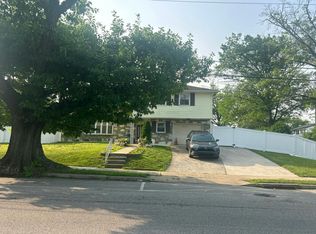 9410 Krewstown Rd, Philadelphia, PA 19115 | MLS #PAPH2511598 | Zillow