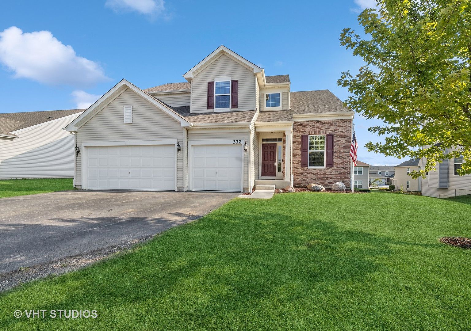 232 Springwood Dr, Woodstock, IL 60098 | Zillow