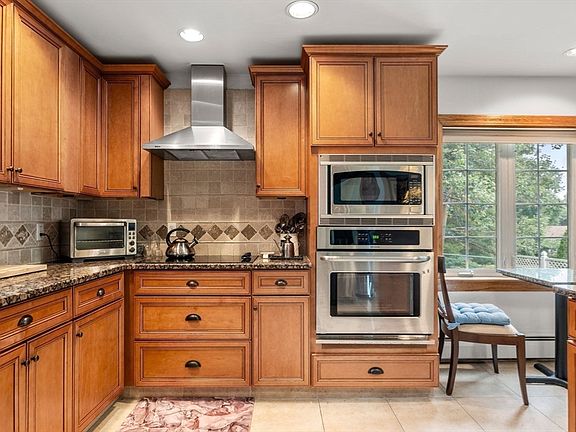 128 Boston St, Middleton, MA 01949 | Zillow