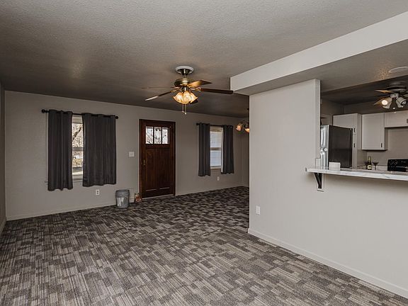 1224 Henry St, Augusta, KS 67010 | MLS #666597 | Zillow